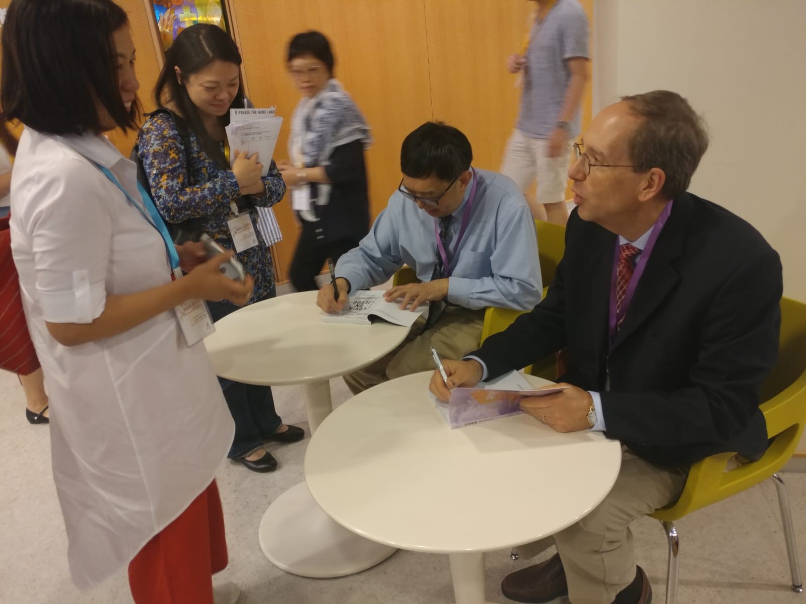 崇拜專題研討會〈飛越時空的當代敬拜〉2019 – 基督教文藝出版社